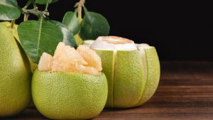 Can Dogs Eat Pomelo? Risk & Benefits (We Asked A Vet)